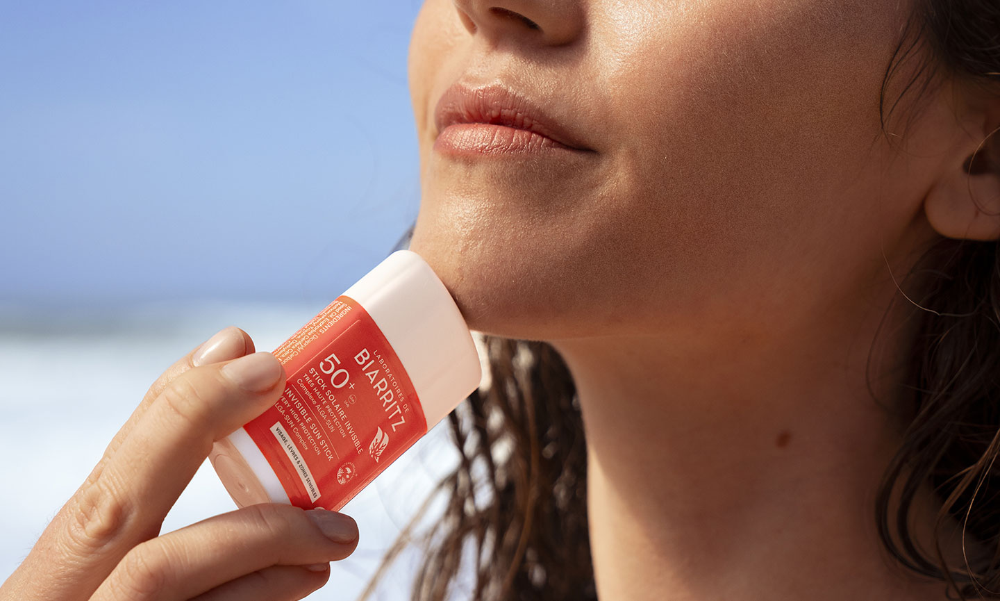 Le stick solaire 100% protecteur et invisible